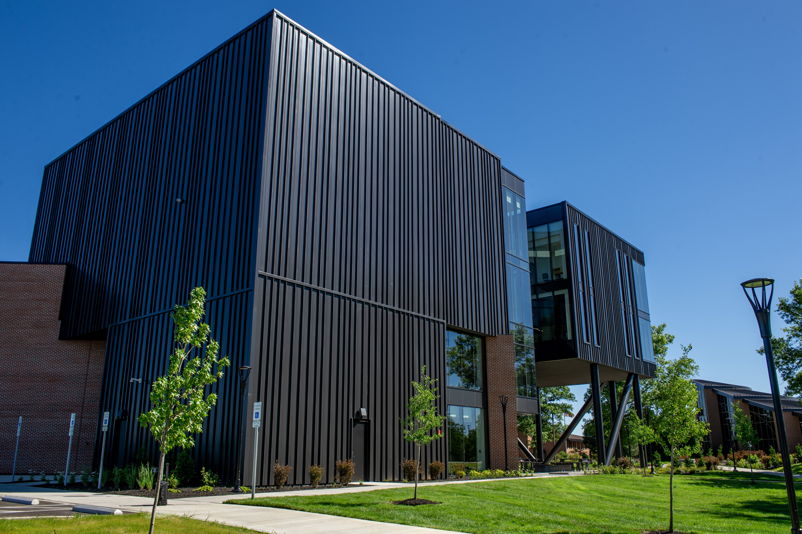 THOMAS MORE UNIVERSITY CELEBRATES OPENING OF NEW ACADEMIC CENTER – MOREOVER