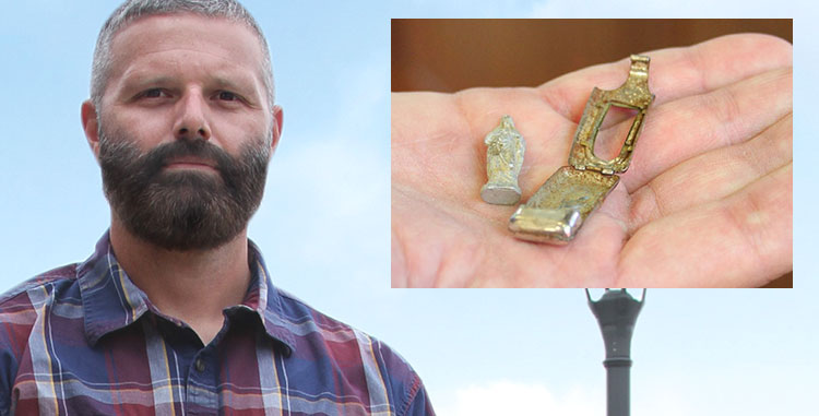 Chris Collins ’98 – Soldier/Poet – MOREOVER